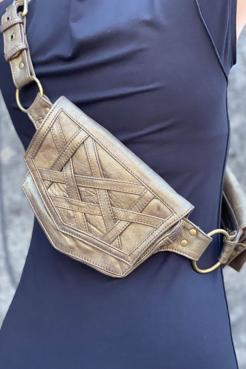 Hipstirr Leather Pocket Belts, Boho Bags & Clothing for Men & Women