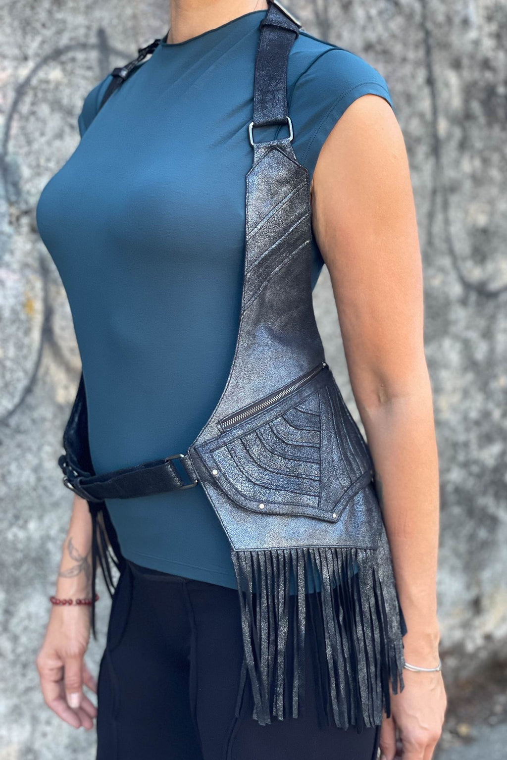 Minx Vest Silver Metallic – Hipstirr